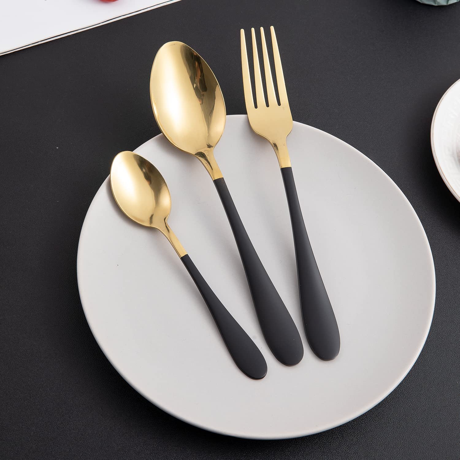 Gold Cutlery – 18-Piece Stainless Steel Flatware with Mirror Finish